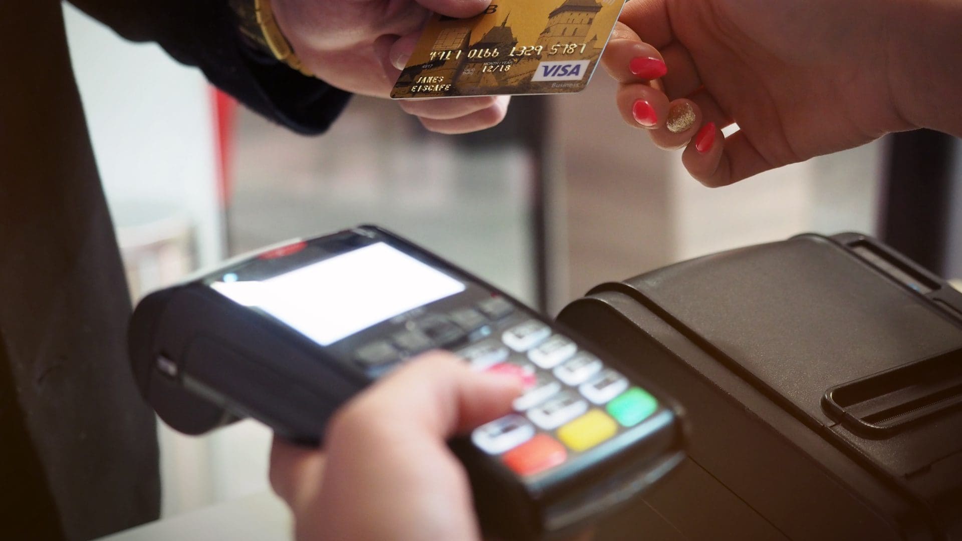 Should Your Business Lease a Card Terminal? | Watchdog Management Services